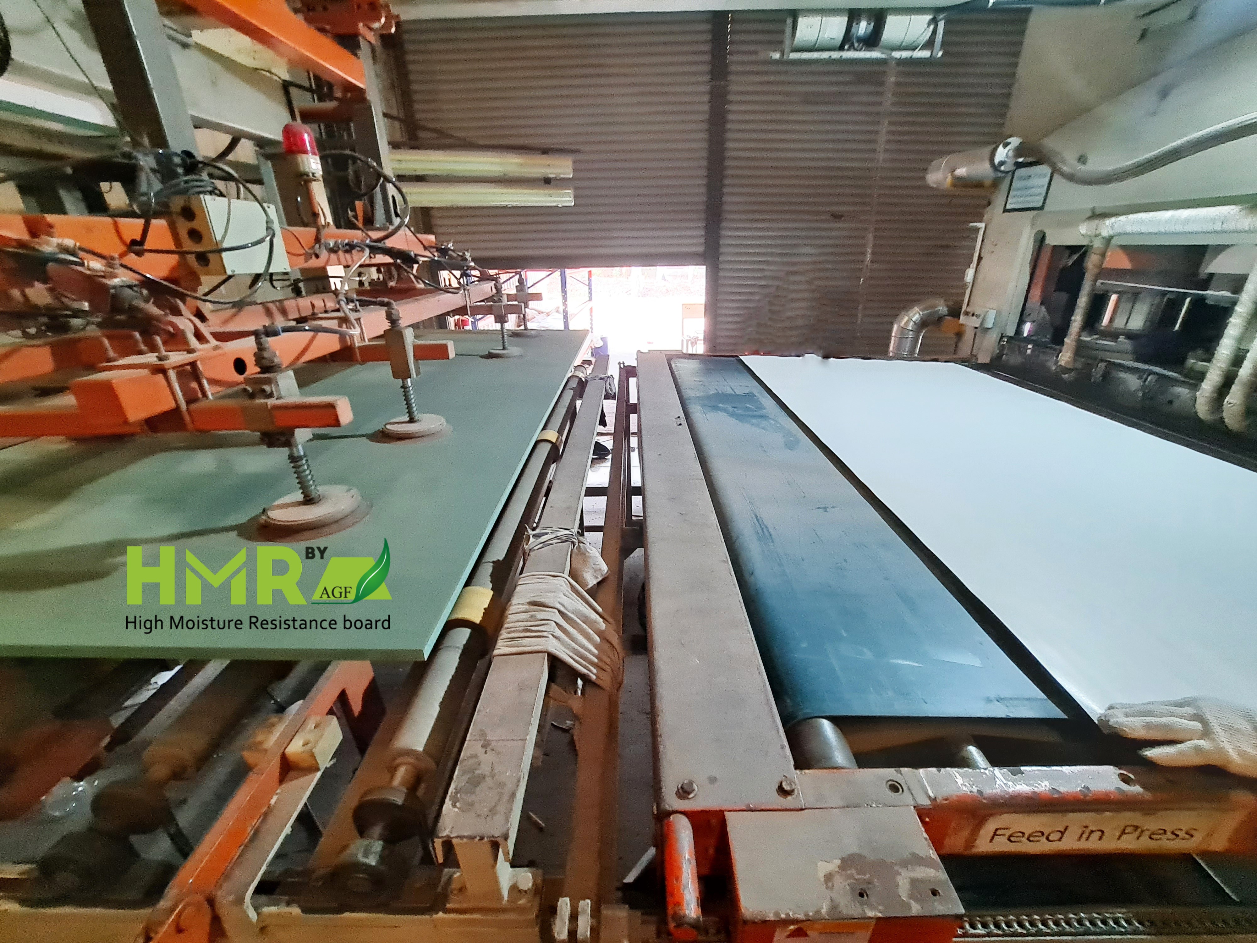 ไม้ HMR เทียบสเปค/ราคา กับไม้อัด แบบไหนทนชื้นดีกว่ากัน - BUILKประเทศไทย