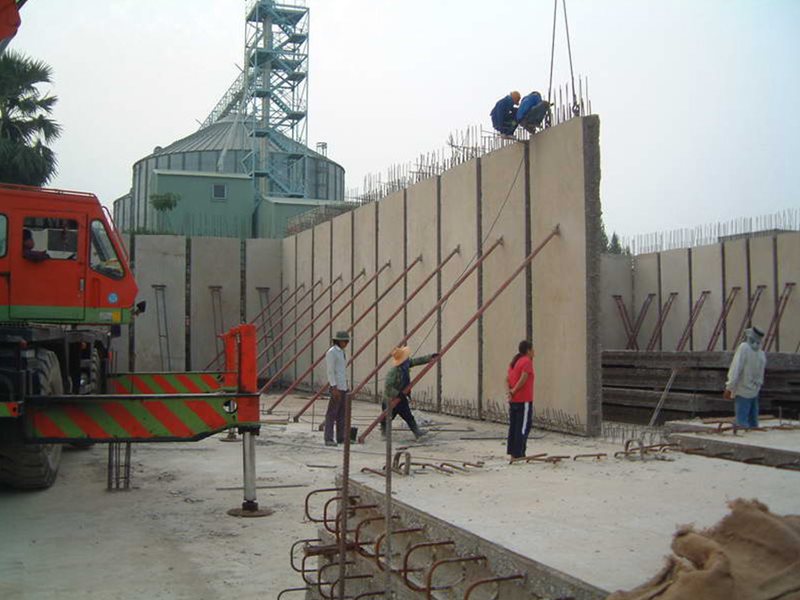 ยกระดับการก่อสร้าง ด้วยเทคโนโลยี SCG Precast - Ploy by BUILK ระบบ CRM